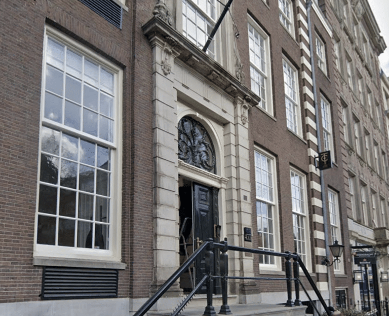 Contact - Keesing Media Group