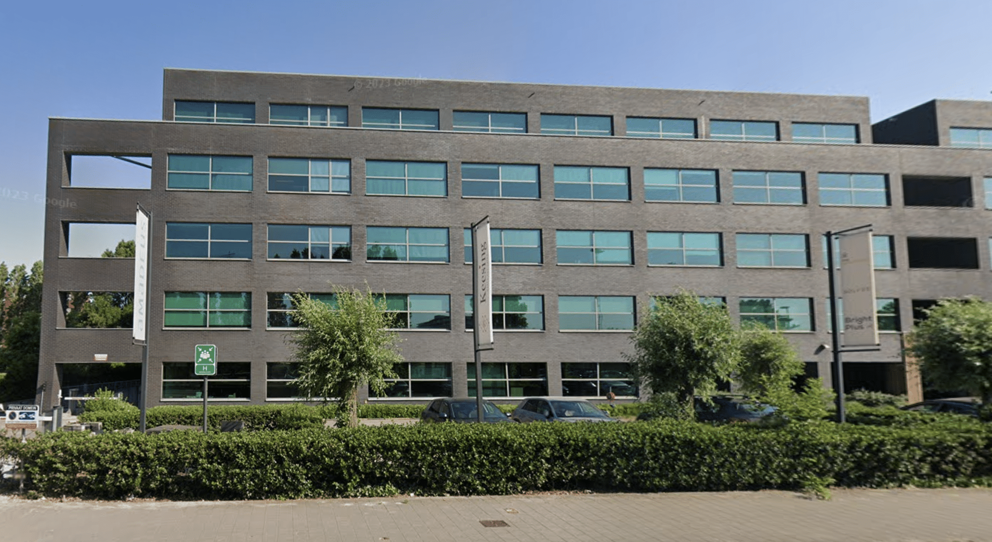 Contact - Keesing Media Group