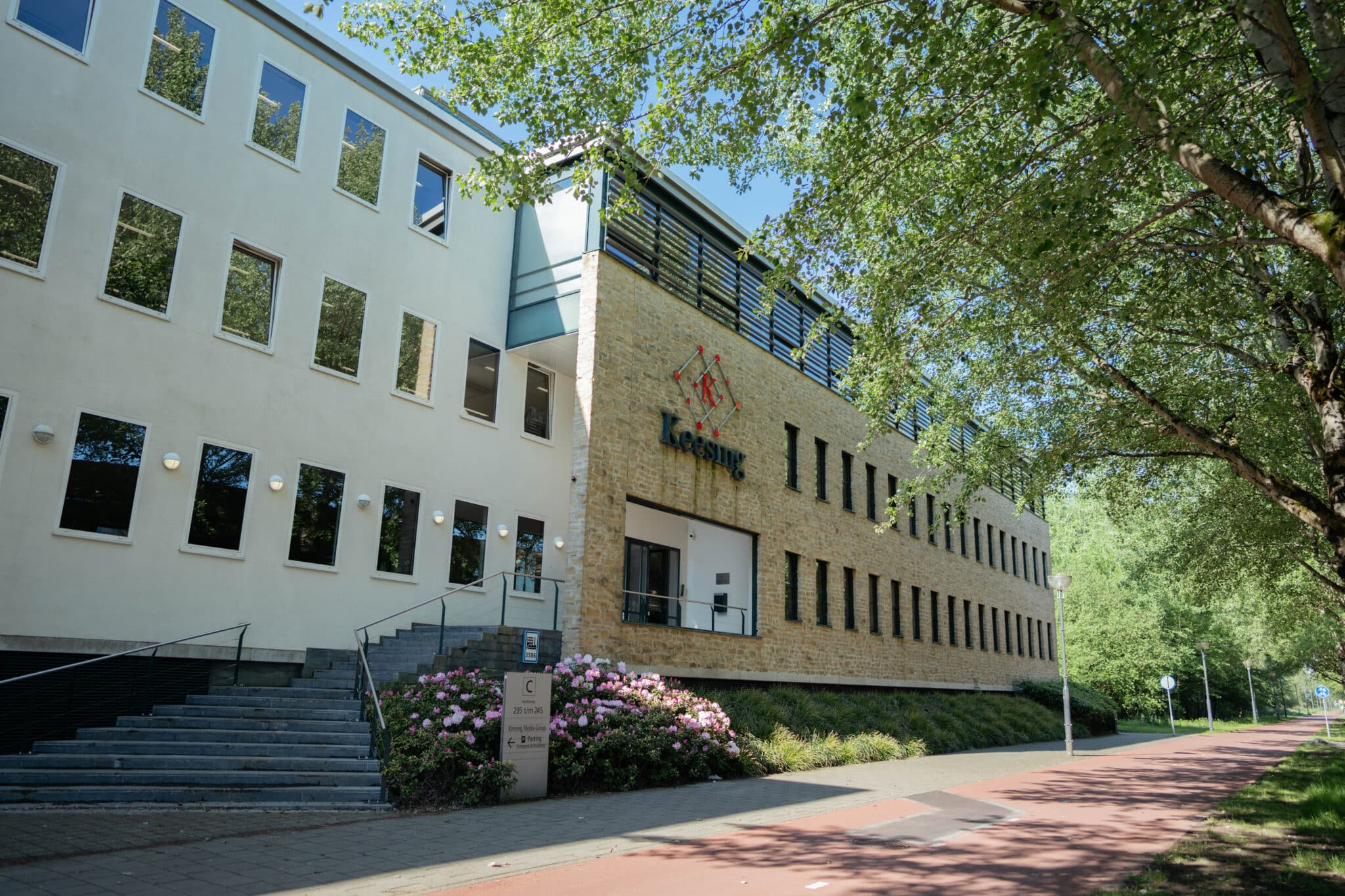 Contact - Keesing Media Group